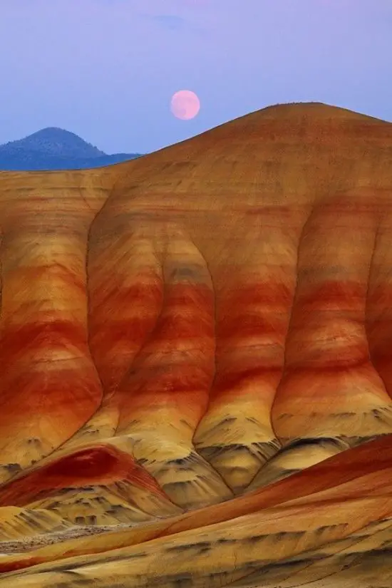 90 Charming Moonlight Photography Ideas and Tips [2020 Updated] - Greenorc