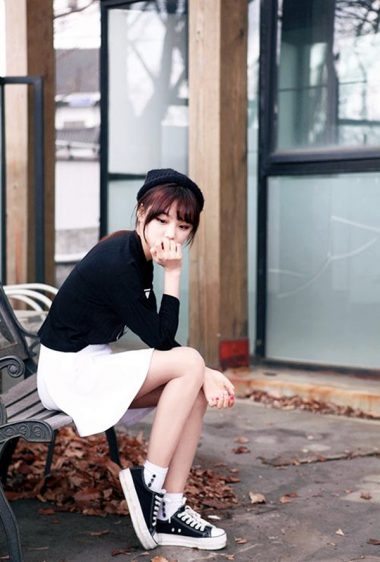 45 Pleasing Korean Fashion Style Outfits you must try - Greenorc
