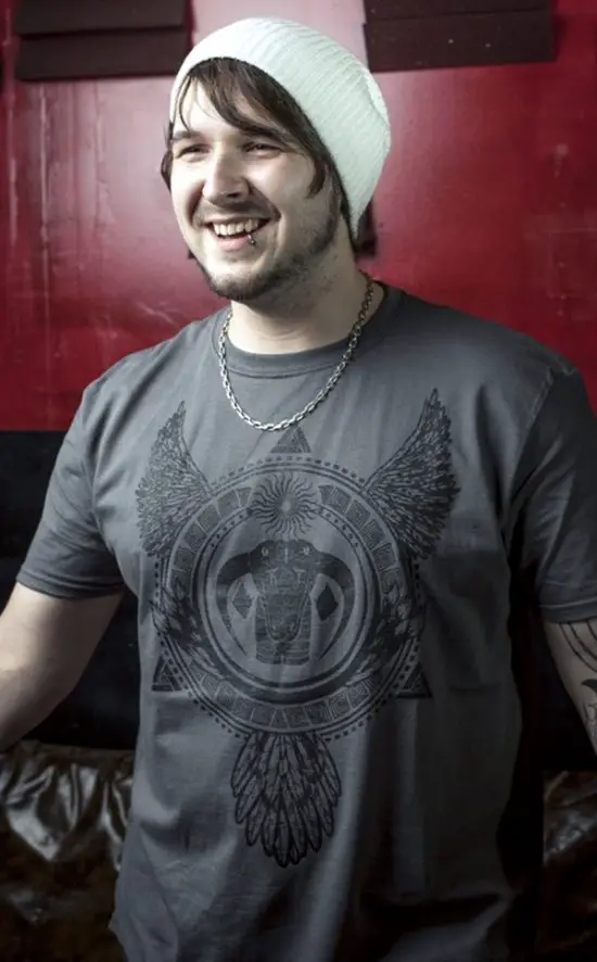40 Insanely Attractive Graphic Tees For Men Greenorc