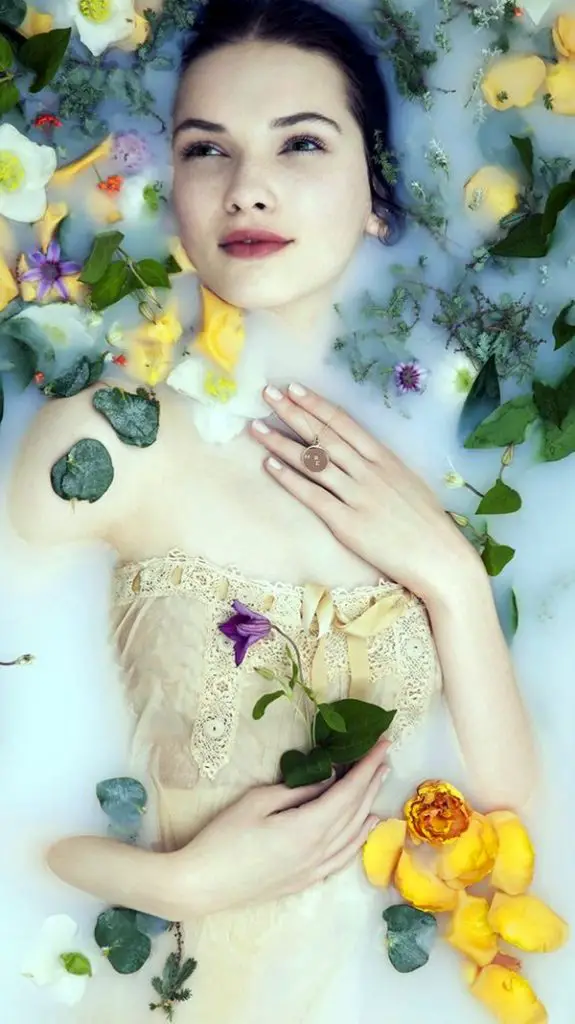 45 Glamorous Fashion Photography Ideas And Tips - Greenorc