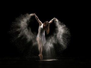 45 Powerful and Passionate Dance Demonstrations - Greenorc