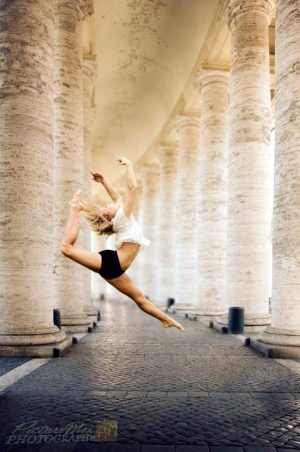 45 Powerful and Passionate Dance Demonstrations - Greenorc