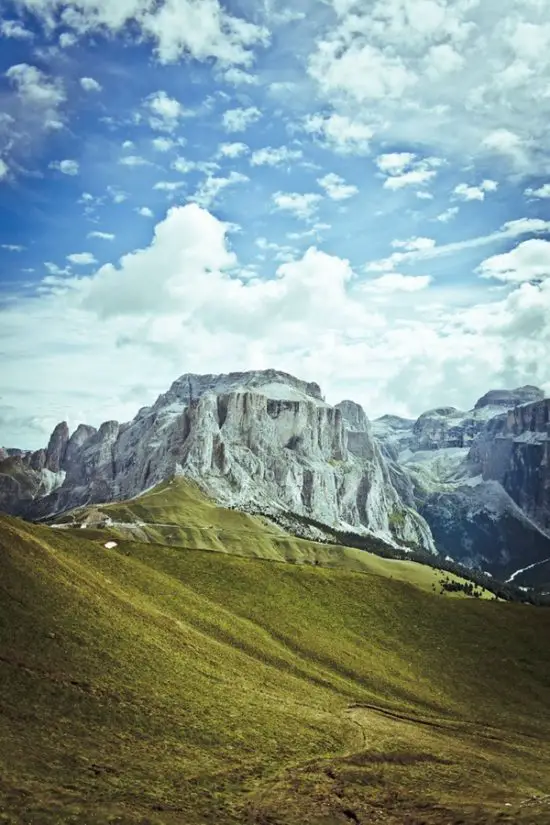 7 Beautiful Mountain Towns In Europe - Greenorc