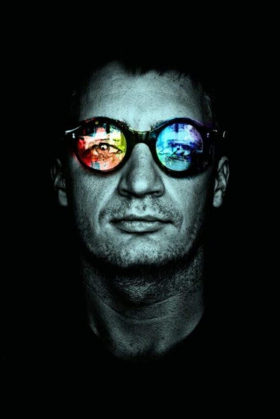 45 Conceptual Self Portrait Photography Ideas - Greenorc