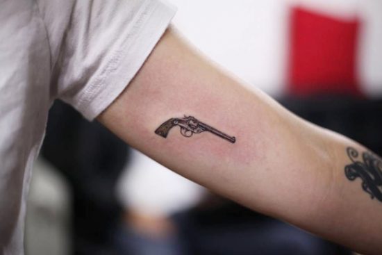 40 Tiny And Extraordinary Tattoo Ideas For All Grown-Ups - Greenorc