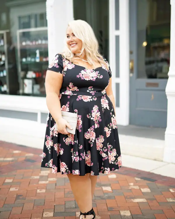 10 Essential Fashion Tips For Curvy Women Greenorc